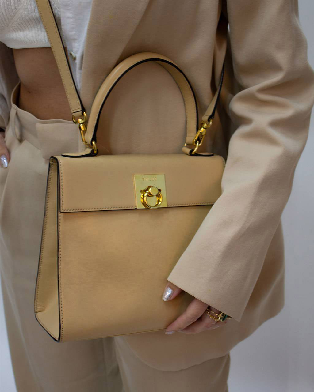 STYLUXE - Pre-Loved Designer Fashion - en